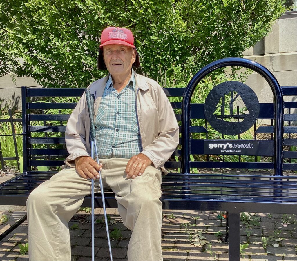 selfies on the bench - Gerry Rolfsen